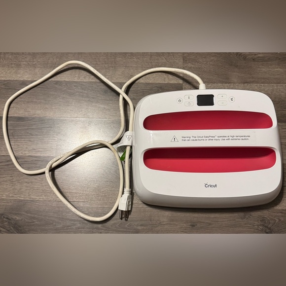 Cricut | Other | Cricut Easy Press 2 2x1 Red Electric Heat Press ...